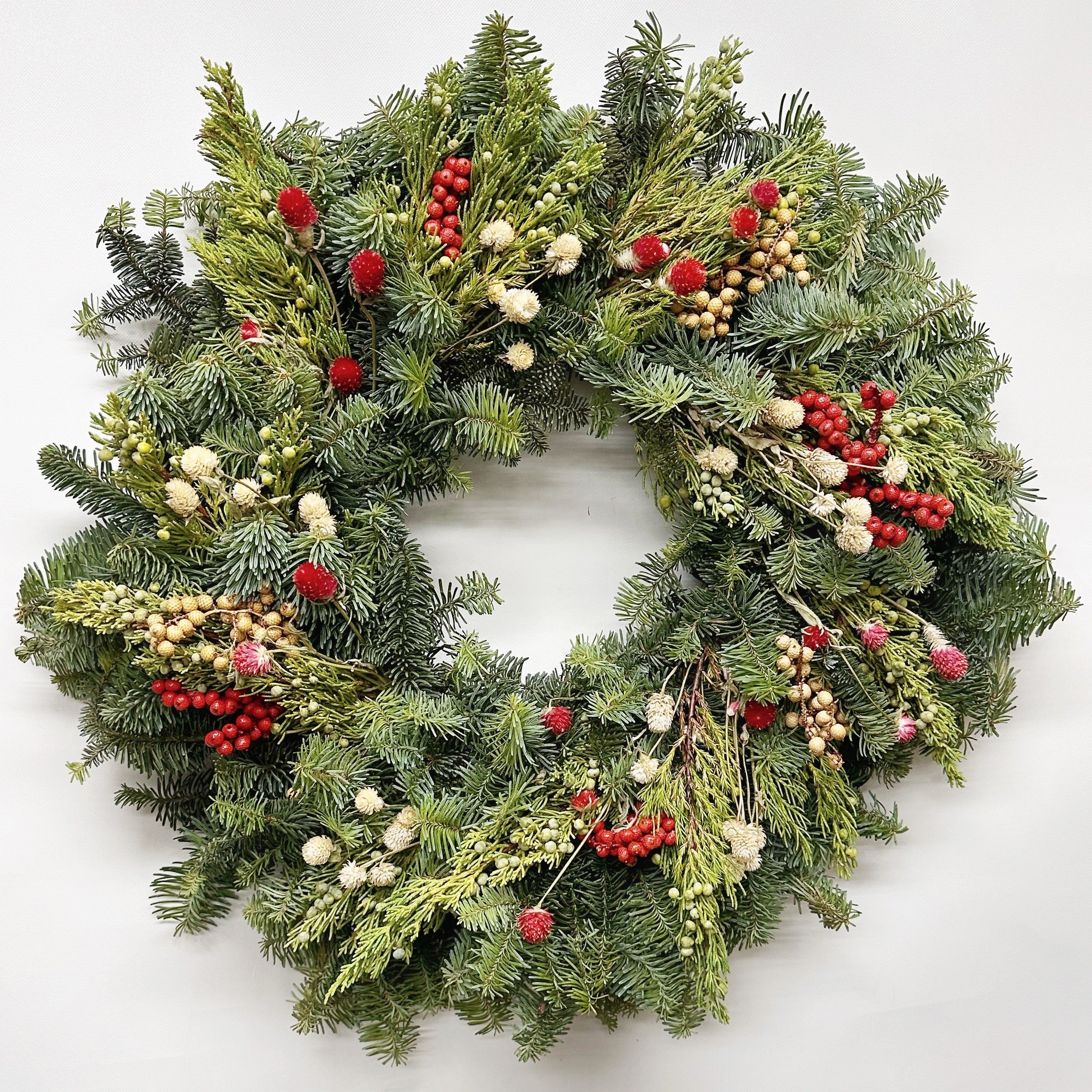 Fresh Evergreens Wreaths – VanCortlandt Farms