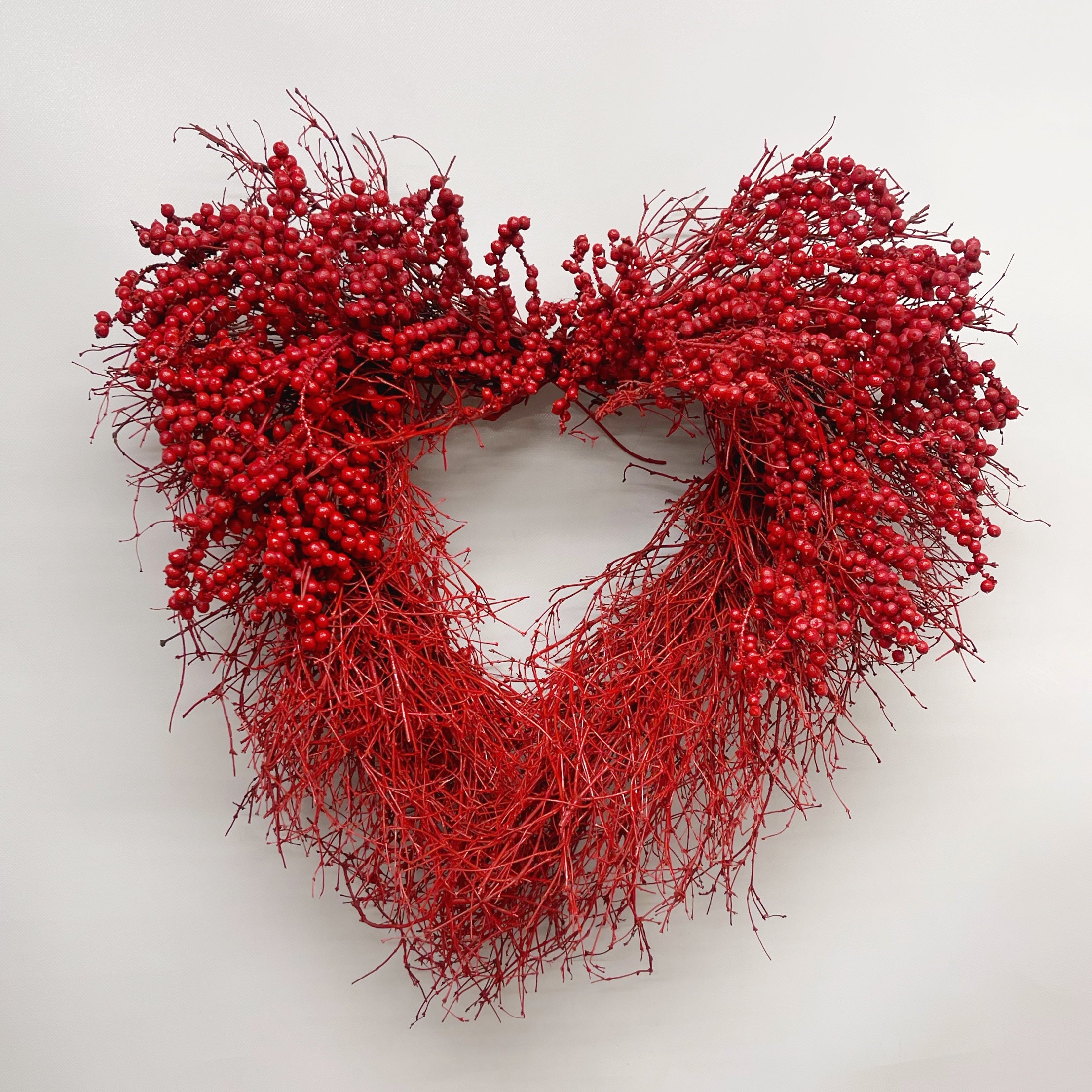 Dried Red Berry Heart Wreath – VanCortlandt Farms