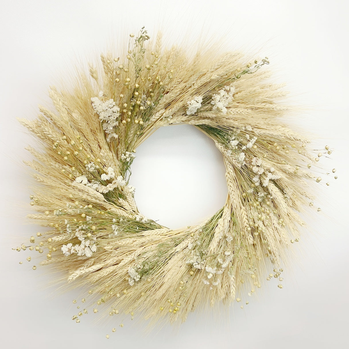 Dried Wheat and White Posies Wreath – VanCortlandt Farms